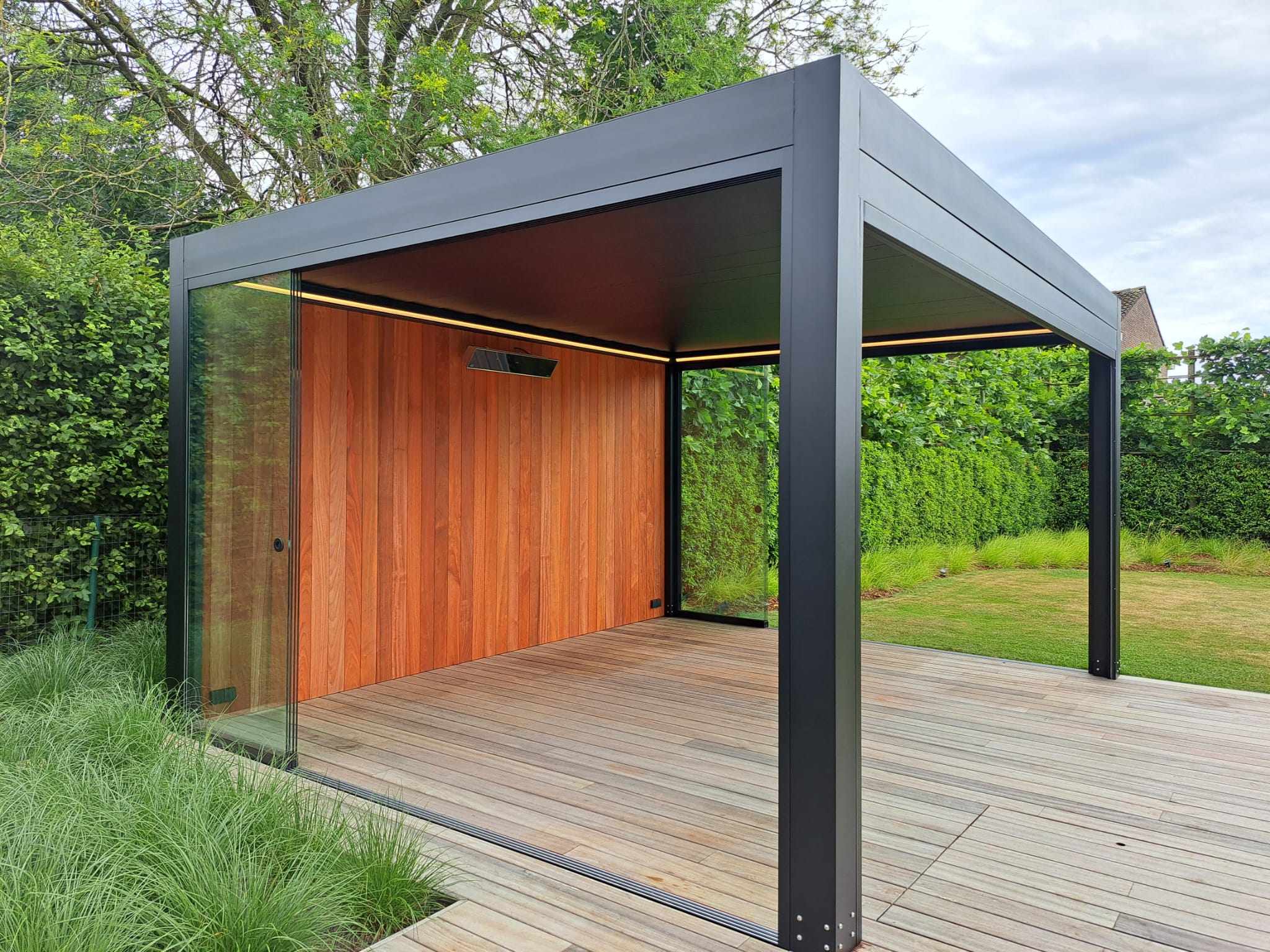 Aluminium overkapping Sint-Eloois-Winkel - Lauwers Herwig | Glazen ...